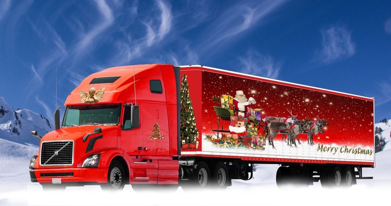 How Does Santa Deliver Presents in One Night? | Ship Fortress